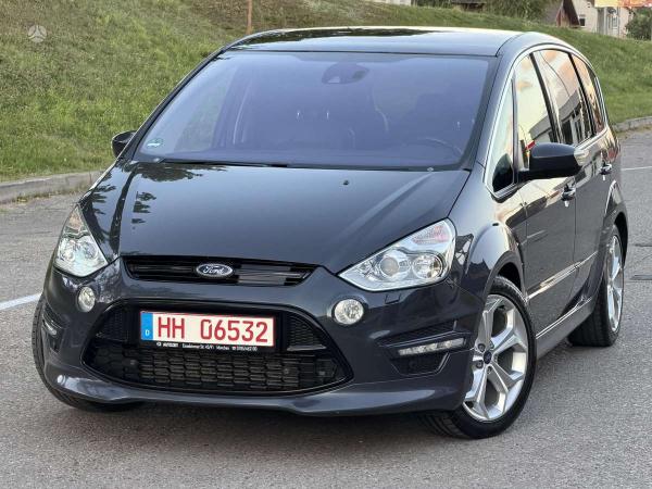 Grey Ford S-Max 2012 in Jonava, with an engine capacity of 2.20 L and mileage of 270 thousand km for 7490 €, photo 1 on AUTOMOTO.COM.LV