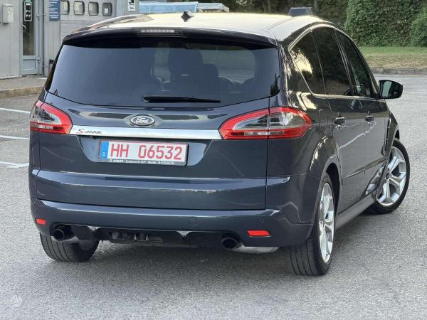 Grey Ford S-Max 2012 in Jonava, with an engine capacity of 2.20 L and mileage of 270 thousand km for 7490 €, photo 9 on AUTOMOTO.COM.LV