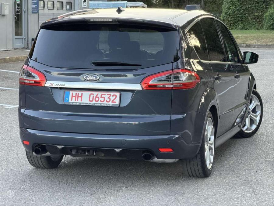 Grey Ford S-Max 2012 in Jonava, with an engine capacity of 2.20 L and mileage of 270 thousand km for 7490 €, photo 10 on AUTOMOTO.COM.LV