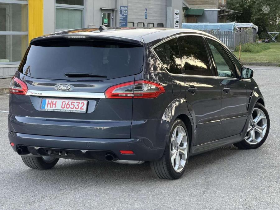 Grey Ford S-Max 2012 in Jonava, with an engine capacity of 2.20 L and mileage of 270 thousand km for 7490 €, photo 11 on AUTOMOTO.COM.LV