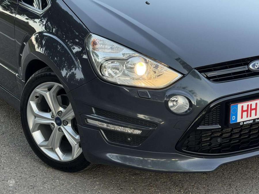 Grey Ford S-Max 2012 in Jonava, with an engine capacity of 2.20 L and mileage of 270 thousand km for 7490 €, photo 16 on AUTOMOTO.COM.LV