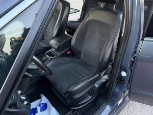 Grey Ford S-Max 2012 in Jonava, with an engine capacity of 2.20 L and mileage of 270 thousand km for 7490 €, photo 21 on AUTOMOTO.COM.LV