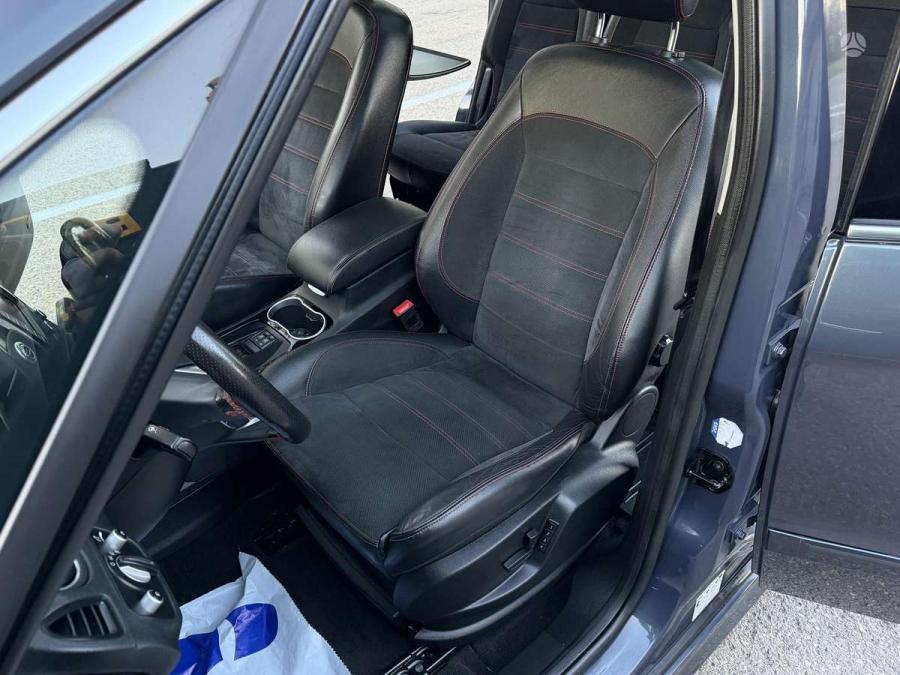 Grey Ford S-Max 2012 in Jonava, with an engine capacity of 2.20 L and mileage of 270 thousand km for 7490 €, photo 21 on AUTOMOTO.COM.LV