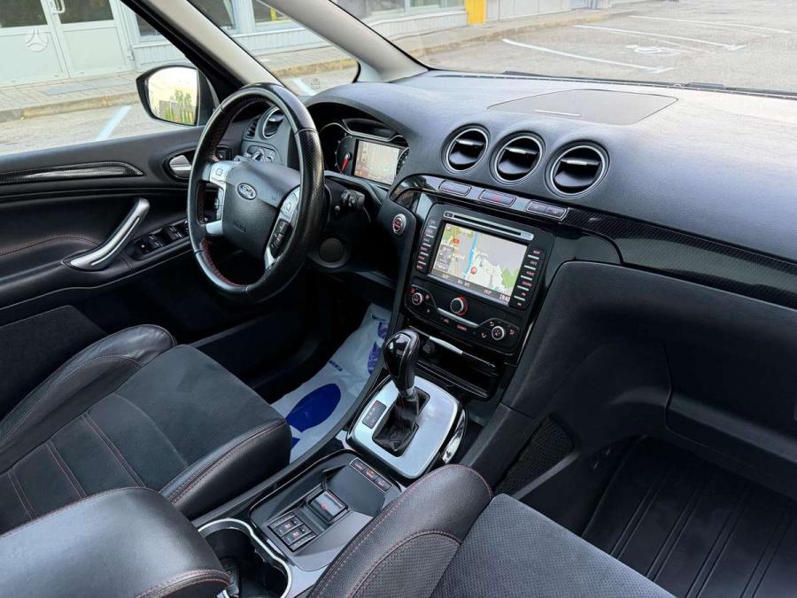 Grey Ford S-Max 2012 in Jonava, with an engine capacity of 2.20 L and mileage of 270 thousand km for 7490 €, photo 25 on AUTOMOTO.COM.LV