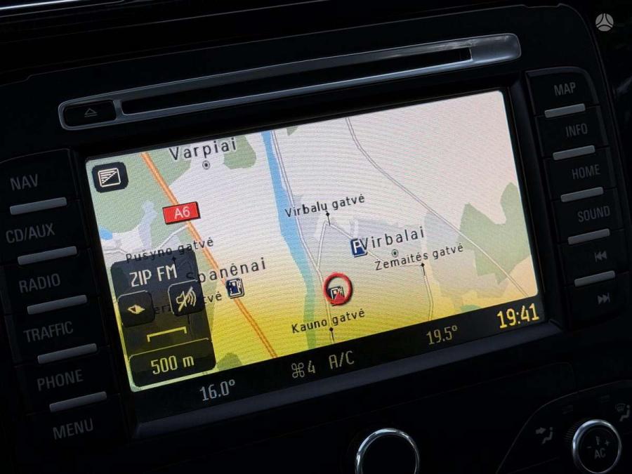 Grey Ford S-Max 2012 in Jonava, with an engine capacity of 2.20 L and mileage of 270 thousand km for 7490 €, photo 29 on AUTOMOTO.COM.LV