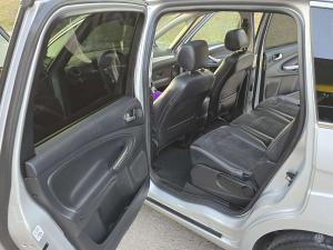 Grey Ford S-Max 2012 in Jonava, with an engine capacity of 2.20 L and mileage of 299 thousand km for 5999 €, photo 14 on AUTOMOTO.COM.LV