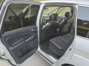 Grey Ford S-Max 2012 in Jonava, with an engine capacity of 2.20 L and mileage of 299 thousand km for 5999 €, photo 15 on AUTOMOTO.COM.LV
