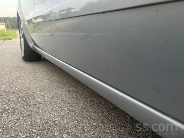 Grey Ford S-Max 2012 in Riga, with an engine capacity of 2.00 L and mileage of 253 thousand km for 5099 €, photo 11 on AUTOMOTO.COM.LV