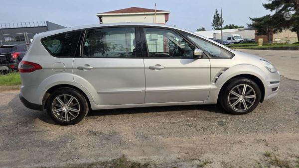 Pelēks Ford S-Max 2012 Šauļi, ar dzinēja tilpumu 2.00 L un nobraukumu 282 tūkst. km par 4850 €, foto 7 vietnē AUTOMOTO.COM.LV