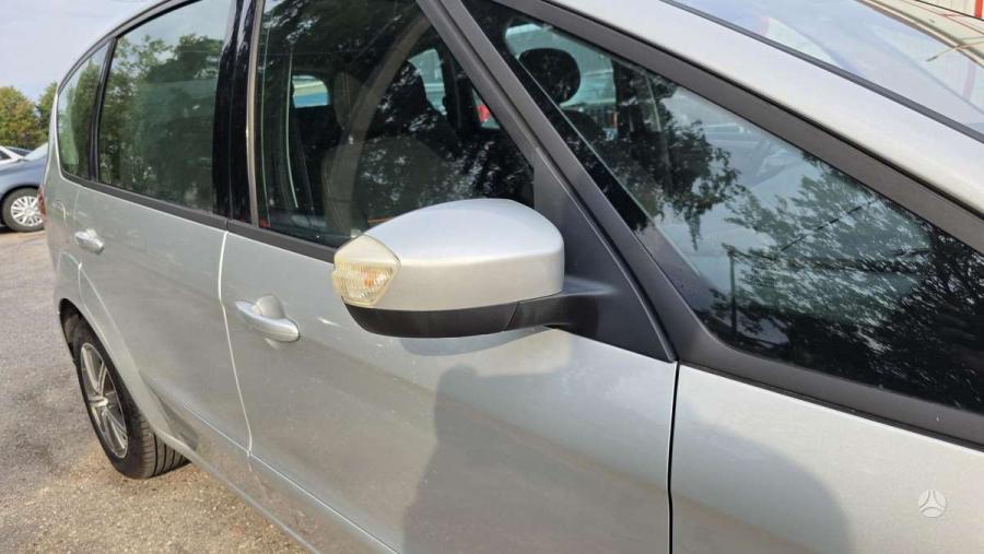 Pelēks Ford S-Max 2012 Šauļi, ar dzinēja tilpumu 2.00 L un nobraukumu 282 tūkst. km par 4850 €, foto 17 vietnē AUTOMOTO.COM.LV