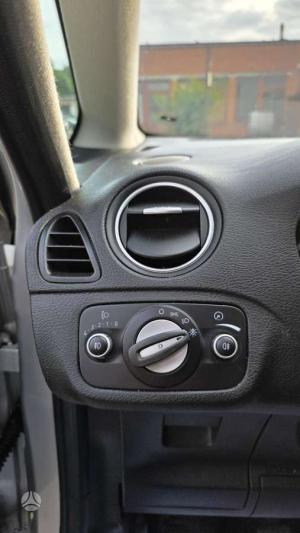Pelēks Ford S-Max 2012 Šauļi, ar dzinēja tilpumu 2.00 L un nobraukumu 282 tūkst. km par 4850 €, foto 25 vietnē AUTOMOTO.COM.LV