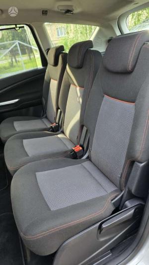 Pelēks Ford S-Max 2012 Šauļi, ar dzinēja tilpumu 2.00 L un nobraukumu 282 tūkst. km par 4850 €, foto 33 vietnē AUTOMOTO.COM.LV