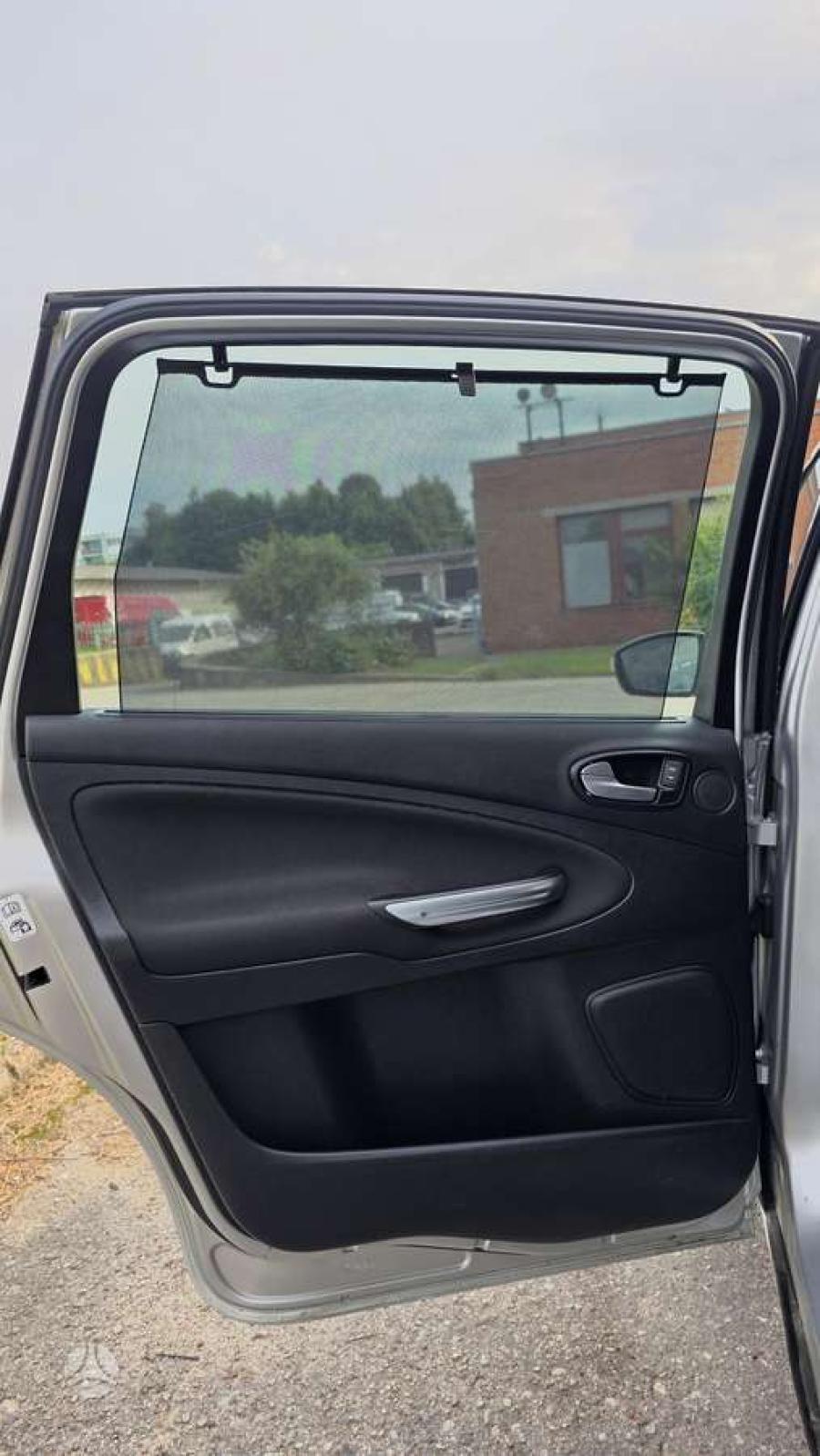 Pelēks Ford S-Max 2012 Šauļi, ar dzinēja tilpumu 2.00 L un nobraukumu 282 tūkst. km par 4850 €, foto 35 vietnē AUTOMOTO.COM.LV