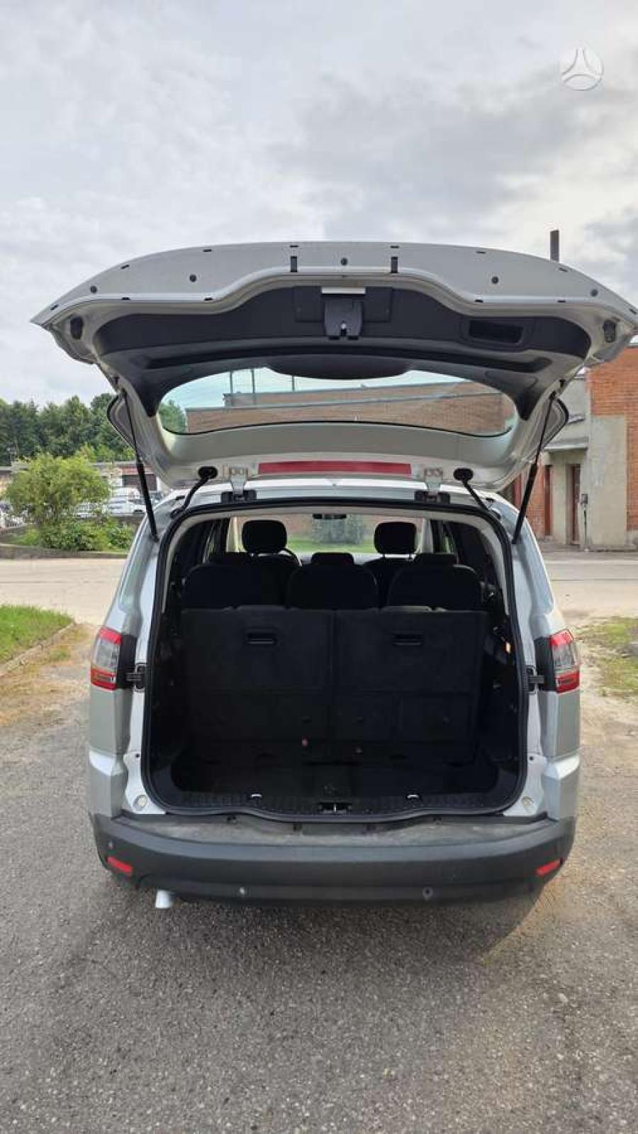 Pelēks Ford S-Max 2012 Šauļi, ar dzinēja tilpumu 2.00 L un nobraukumu 282 tūkst. km par 4850 €, foto 36 vietnē AUTOMOTO.COM.LV