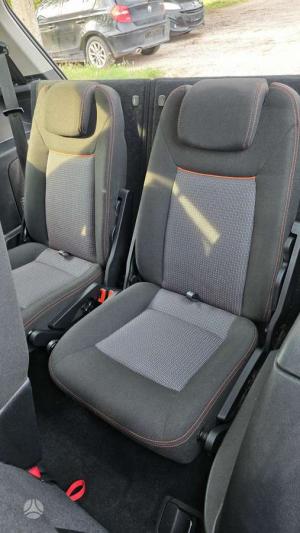 Pelēks Ford S-Max 2012 Šauļi, ar dzinēja tilpumu 2.00 L un nobraukumu 282 tūkst. km par 4850 €, foto 37 vietnē AUTOMOTO.COM.LV