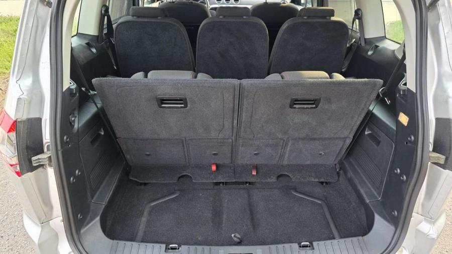 Pelēks Ford S-Max 2012 Šauļi, ar dzinēja tilpumu 2.00 L un nobraukumu 282 tūkst. km par 4850 €, foto 38 vietnē AUTOMOTO.COM.LV