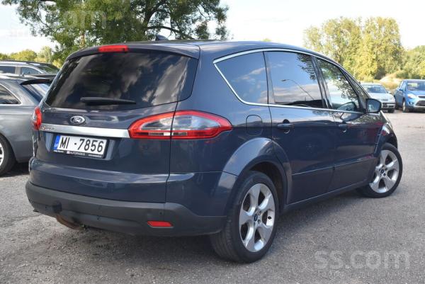Pelēks Ford S-Max 2012 Kuldīga, ar dzinēja tilpumu 2.00 L un nobraukumu 0 tūkst. km par 4490 €, foto 3 vietnē AUTOMOTO.COM.LV