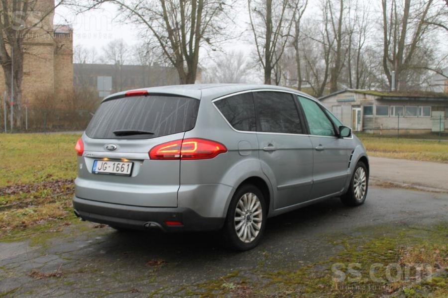 Pelēks Ford S-Max 2013 Rīga, ar dzinēja tilpumu 2.00 L un nobraukumu 451 tūkst. km par 3600 €, foto 4 vietnē AUTOMOTO.COM.LV