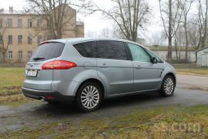 Pelēks Ford S-Max 2013 Rīga, ar dzinēja tilpumu 2.00 L un nobraukumu 451 tūkst. km par 3600 €, foto 5 vietnē AUTOMOTO.COM.LV