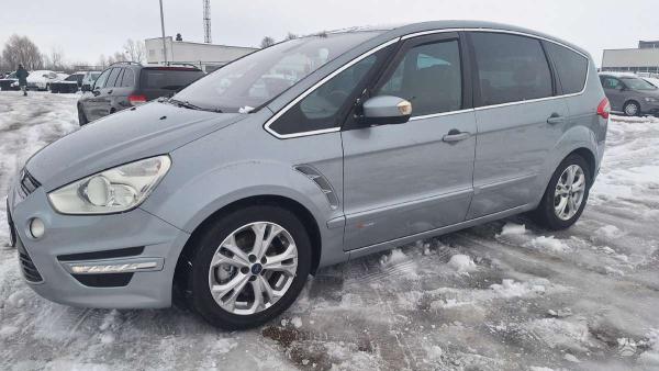 Pelēks Ford S-Max 2013 Marijampole, ar dzinēja tilpumu 2.20 L un nobraukumu 267 tūkst. km par 5450 €, foto 9 vietnē AUTOMOTO.COM.LV