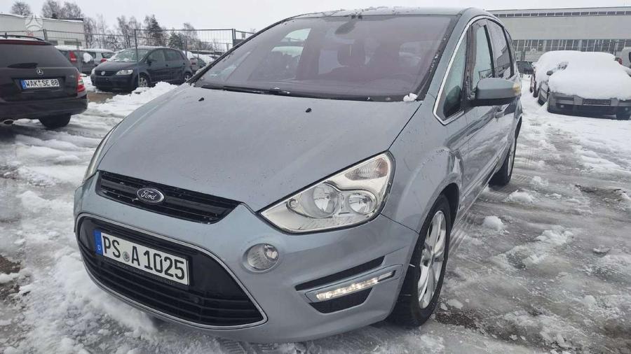 Grey Ford S-Max 2013 in Marijampole, with an engine capacity of 2.20 L and mileage of 267 thousand km for 5450 €, photo 13 on AUTOMOTO.COM.LV