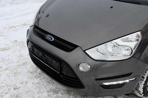Pelēks Ford S-Max 2013 Kretinga, ar dzinēja tilpumu 2.00 L un nobraukumu 220 tūkst. km par 5950 €, foto 4 vietnē AUTOMOTO.COM.LV