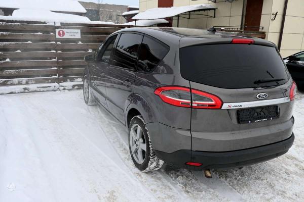 Pelēks Ford S-Max 2013 Kretinga, ar dzinēja tilpumu 2.00 L un nobraukumu 220 tūkst. km par 5950 €, foto 6 vietnē AUTOMOTO.COM.LV