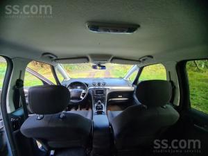 Pelēks Ford S-Max 2013 Rīga, ar dzinēja tilpumu 2.00 L un nobraukumu 245 tūkst. km par 7000 €, foto 8 vietnē AUTOMOTO.COM.LV