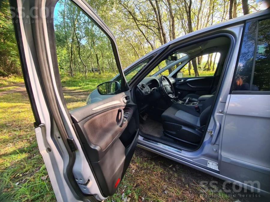 Pelēks Ford S-Max 2013 Rīga, ar dzinēja tilpumu 2.00 L un nobraukumu 245 tūkst. km par 7000 €, foto 11 vietnē AUTOMOTO.COM.LV