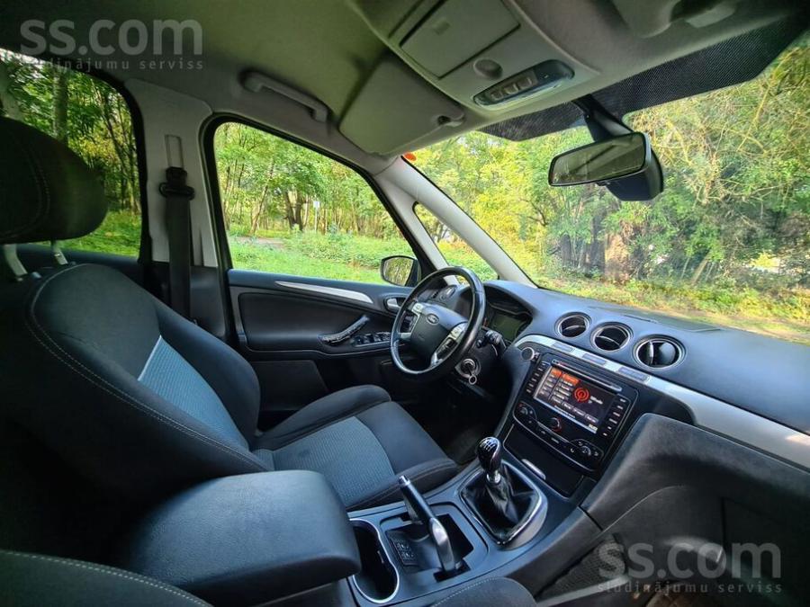 Pelēks Ford S-Max 2013 Rīga, ar dzinēja tilpumu 2.00 L un nobraukumu 245 tūkst. km par 7000 €, foto 13 vietnē AUTOMOTO.COM.LV