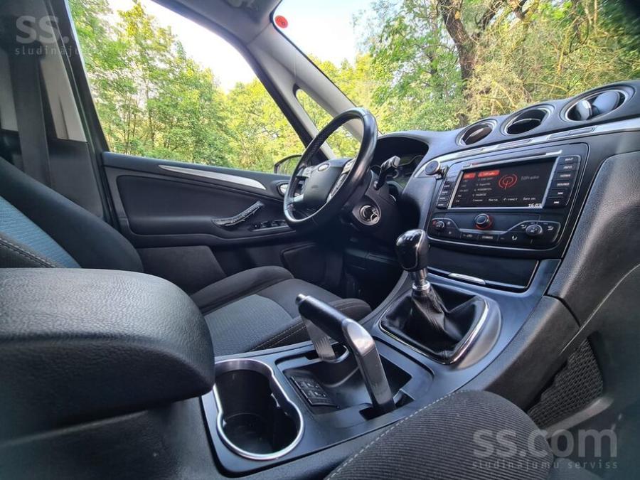 Pelēks Ford S-Max 2013 Rīga, ar dzinēja tilpumu 2.00 L un nobraukumu 245 tūkst. km par 7000 €, foto 14 vietnē AUTOMOTO.COM.LV