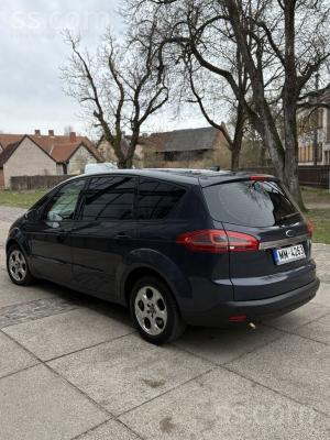 Grey Ford S-Max 2013 in Kuldiga, with an engine capacity of 2.00 L and mileage of 0 thousand km for 4500 €, photo  on AUTOMOTO.COM.LV
