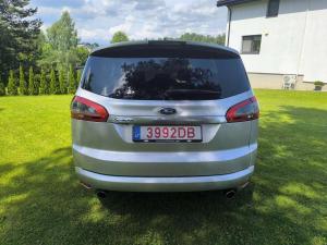 Pelēks Ford S-Max 2013 Birštonas, ar dzinēja tilpumu 2.18 L un nobraukumu 353 tūkst. km par 5700 €, foto 5 vietnē AUTOMOTO.COM.LV
