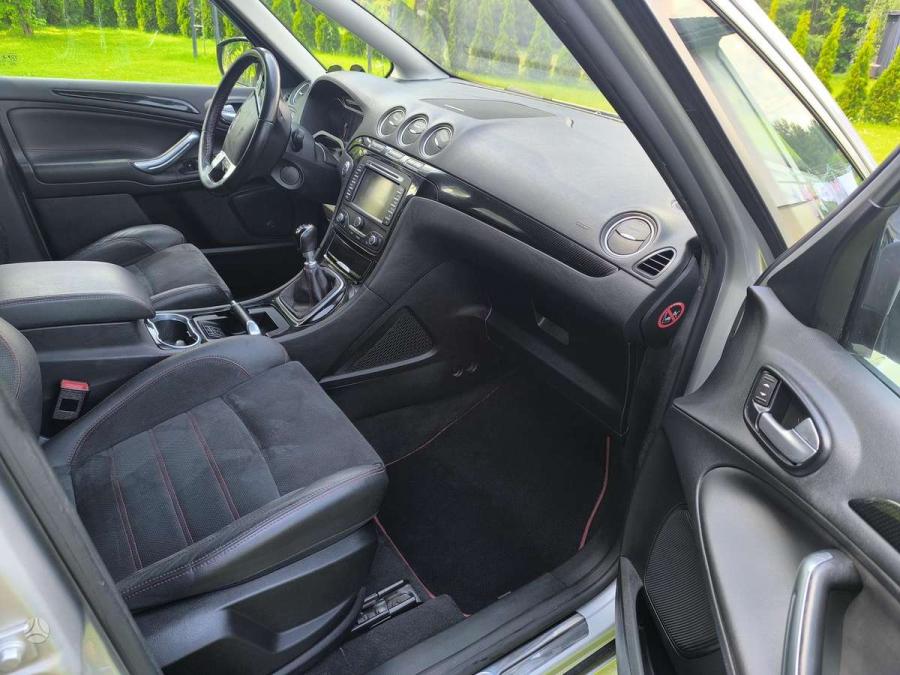 Pelēks Ford S-Max 2013 Birštonas, ar dzinēja tilpumu 2.18 L un nobraukumu 353 tūkst. km par 5700 €, foto 11 vietnē AUTOMOTO.COM.LV