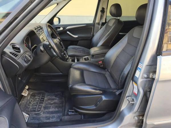 Pelēks Ford S-Max 2013 Jelgava, ar dzinēja tilpumu 2.00 L un nobraukumu 277 tūkst. km par 3490 €, foto 9 vietnē AUTOMOTO.COM.LV