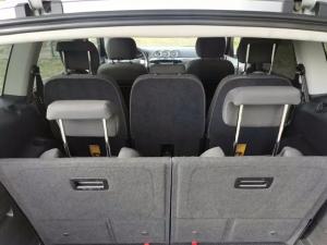 Pelēks Ford S-Max 2013 Kuldīga, ar dzinēja tilpumu 2.00 L un nobraukumu 217 tūkst. km par 6700 €, foto 9 vietnē AUTOMOTO.COM.LV