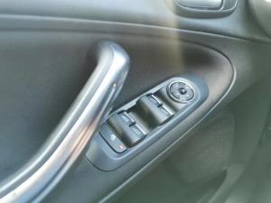 Pelēks Ford S-Max 2013 Kuldīga, ar dzinēja tilpumu 2.00 L un nobraukumu 217 tūkst. km par 6700 €, foto 19 vietnē AUTOMOTO.COM.LV