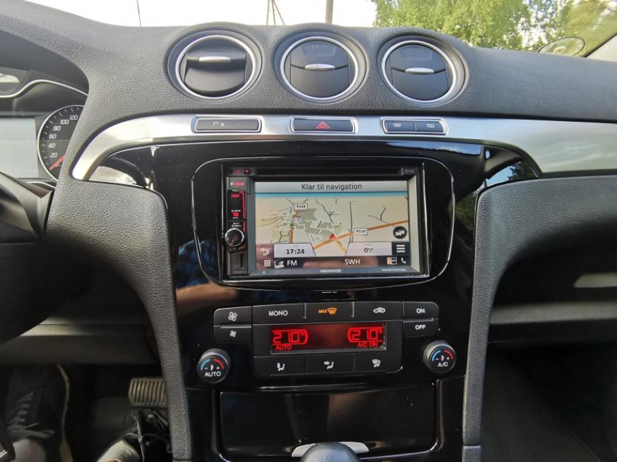 Grey Ford S-Max 2013 in Riga, with an engine capacity of 2.00 L and mileage of 217 thousand km for 6700 €, photo 13 on AUTOMOTO.COM.LV