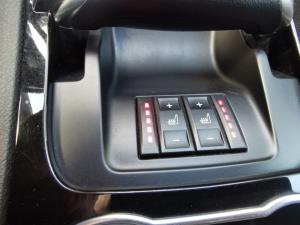 Grey Ford S-Max 2013 in Riga, with an engine capacity of 2.00 L and mileage of 217 thousand km for 6700 €, photo 15 on AUTOMOTO.COM.LV
