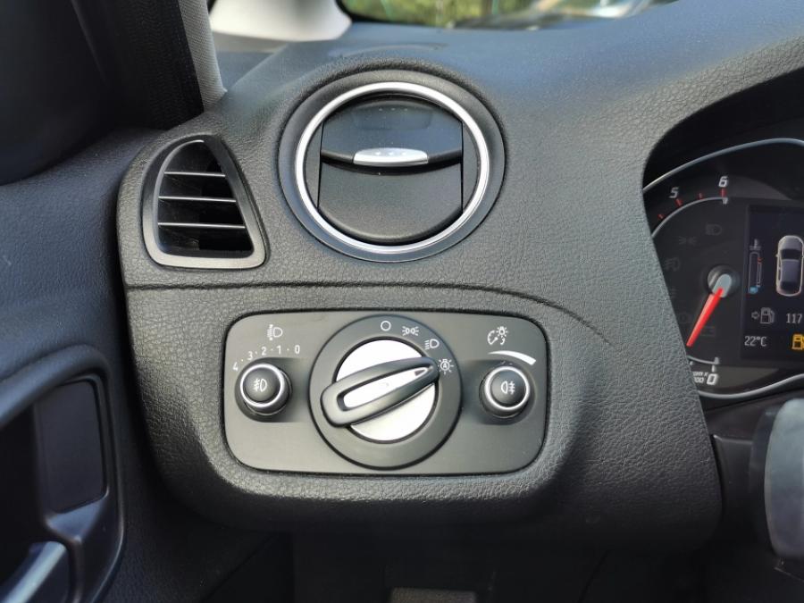 Grey Ford S-Max 2013 in Riga, with an engine capacity of 2.00 L and mileage of 217 thousand km for 6700 €, photo 20 on AUTOMOTO.COM.LV