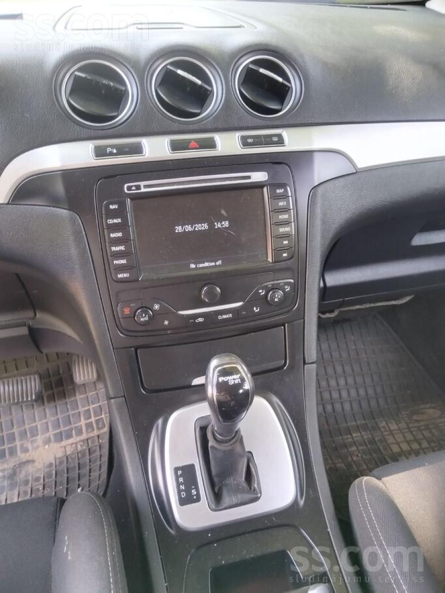 Pelēks Ford S-Max 2013 Kuldīga, ar dzinēja tilpumu 2.00 L un nobraukumu 278 tūkst. km par 1950 €, foto 5 vietnē AUTOMOTO.COM.LV