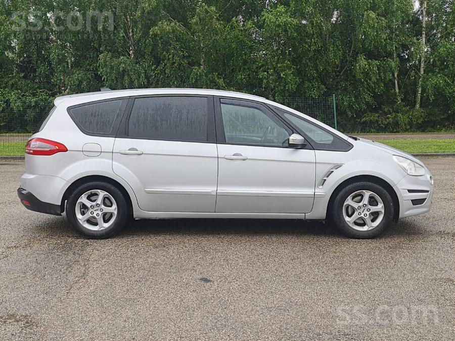 Pelēks Ford S-Max 2013 Tukums, ar dzinēja tilpumu 2.00 L un nobraukumu 322 tūkst. km par 3590 €, foto 4 vietnē AUTOMOTO.COM.LV