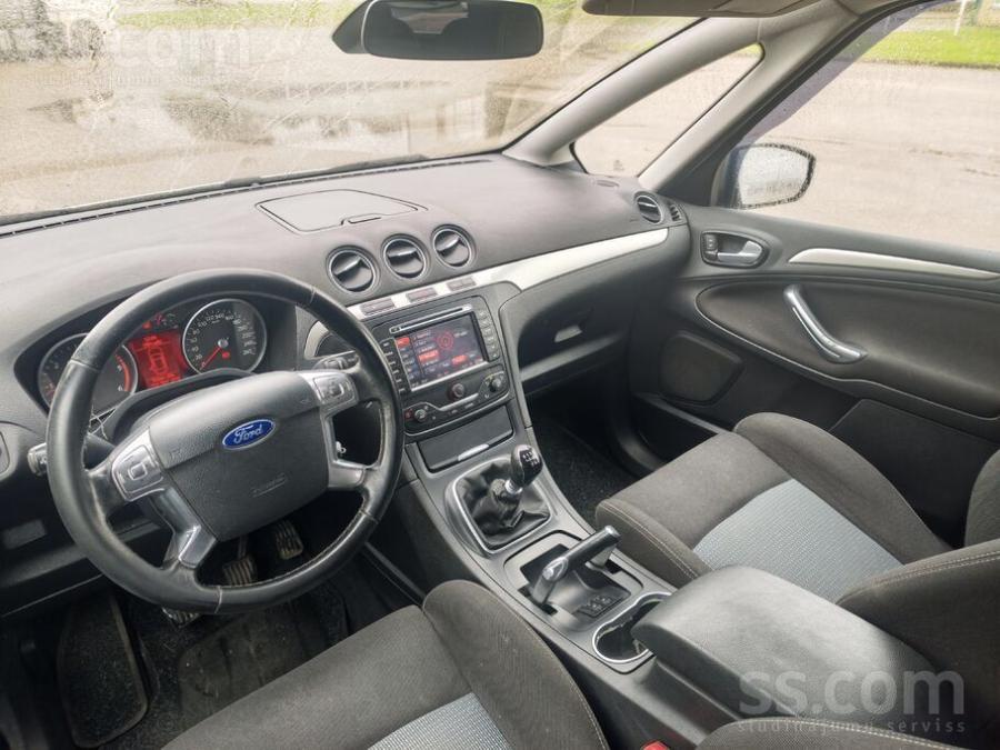 Pelēks Ford S-Max 2013 Tukums, ar dzinēja tilpumu 2.00 L un nobraukumu 322 tūkst. km par 3590 €, foto 12 vietnē AUTOMOTO.COM.LV
