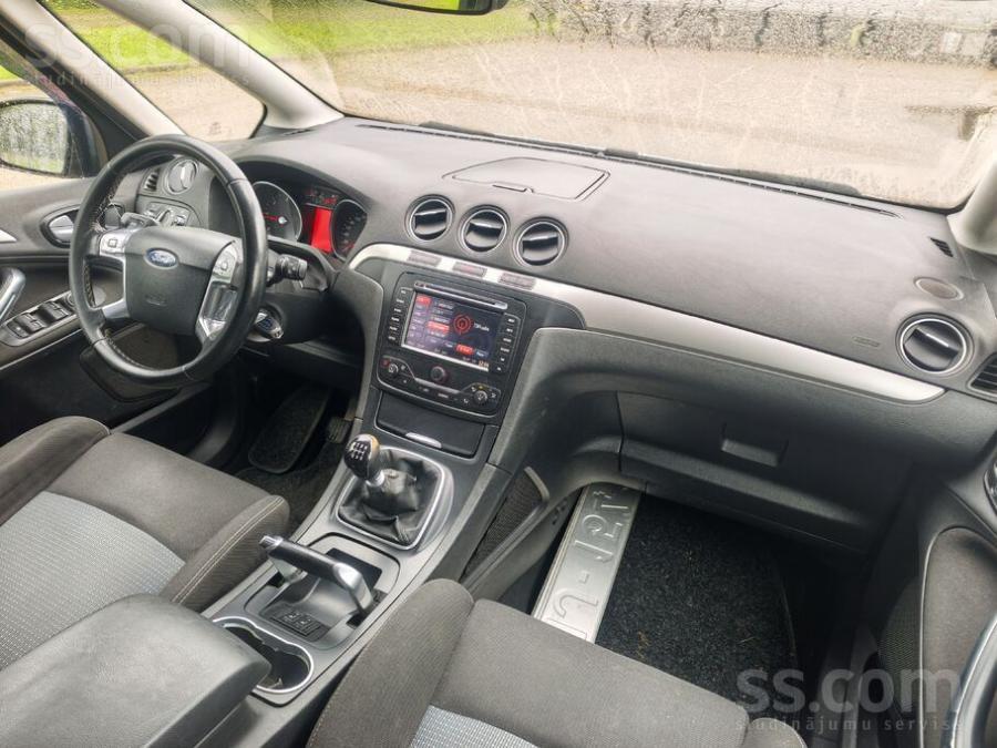 Pelēks Ford S-Max 2013 Tukums, ar dzinēja tilpumu 2.00 L un nobraukumu 322 tūkst. km par 3590 €, foto 14 vietnē AUTOMOTO.COM.LV
