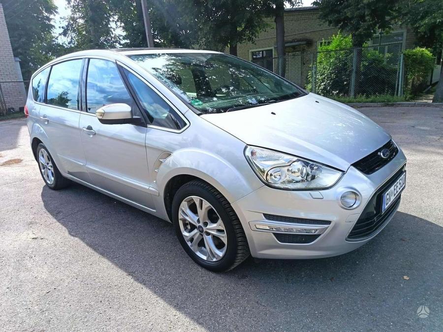 Grey Ford S-Max 2013 in Radviliskis, with an engine capacity of 2.00 L and mileage of 329 thousand km for 4750 €, photo 3 on AUTOMOTO.COM.LV