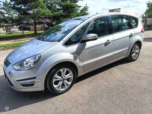 Pelēks Ford S-Max 2013 Radviliškis, ar dzinēja tilpumu 2.00 L un nobraukumu 329 tūkst. km par 4750 €, foto 1 vietnē AUTOMOTO.COM.LV
