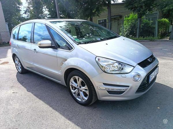 Pelēks Ford S-Max 2013 Radviliškis, ar dzinēja tilpumu 2.00 L un nobraukumu 329 tūkst. km par 4750 €, foto 2 vietnē AUTOMOTO.COM.LV