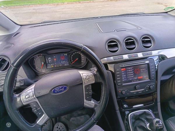 Pelēks Ford S-Max 2013 Radviliškis, ar dzinēja tilpumu 2.00 L un nobraukumu 329 tūkst. km par 4750 €, foto 6 vietnē AUTOMOTO.COM.LV