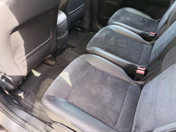 Pelēks Ford S-Max 2013 Radviliškis, ar dzinēja tilpumu 2.00 L un nobraukumu 329 tūkst. km par 4750 €, foto 8 vietnē AUTOMOTO.COM.LV