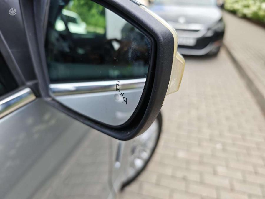 Grey Ford S-Max 2013 in Taurage, with an engine capacity of 2.00 L and mileage of 270 thousand km for 4750 €, photo 5 on AUTOMOTO.COM.LV